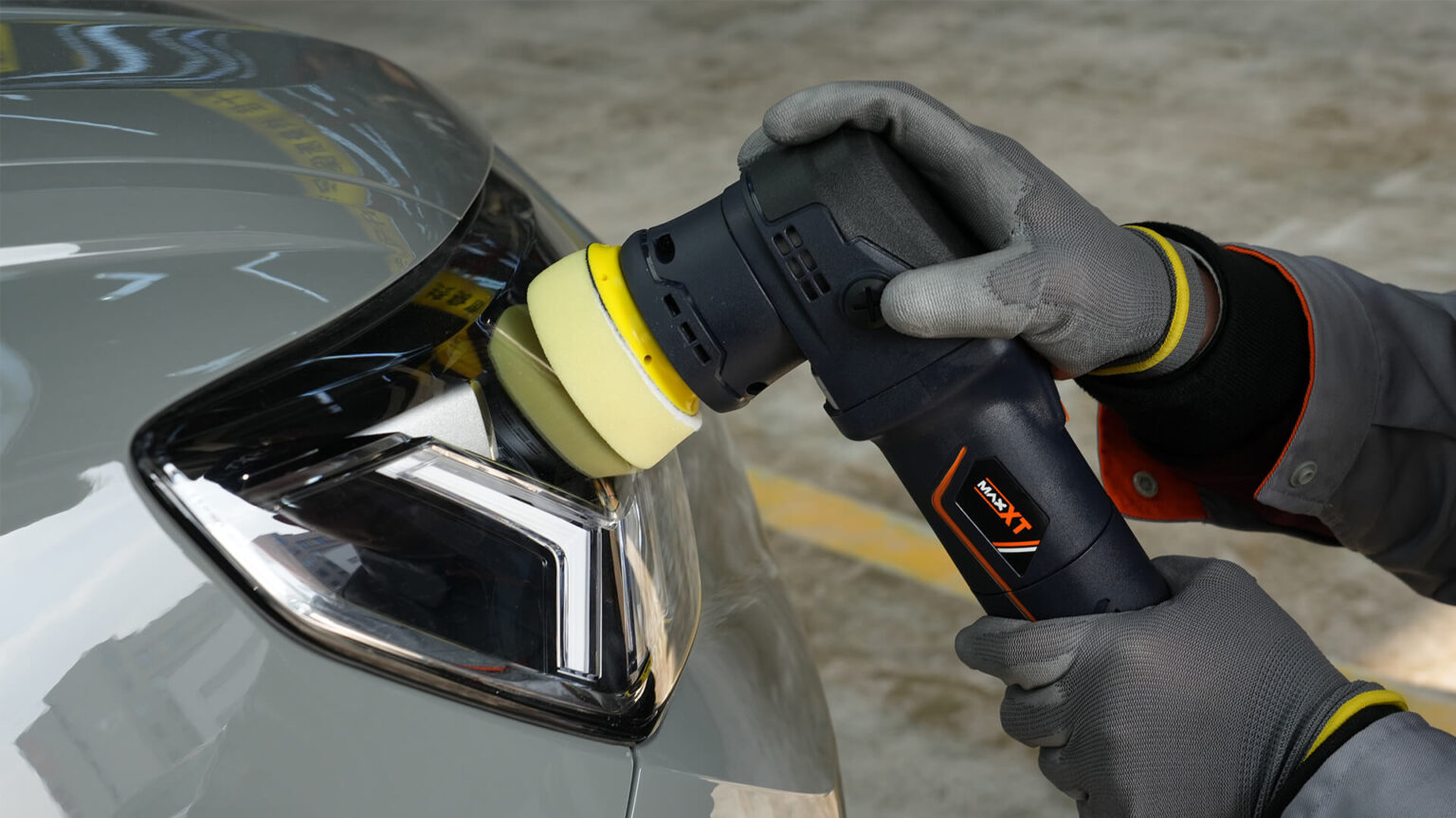 Comparison: Rotary vs. Random Orbital Polishers for Auto Detailing - MaxXT